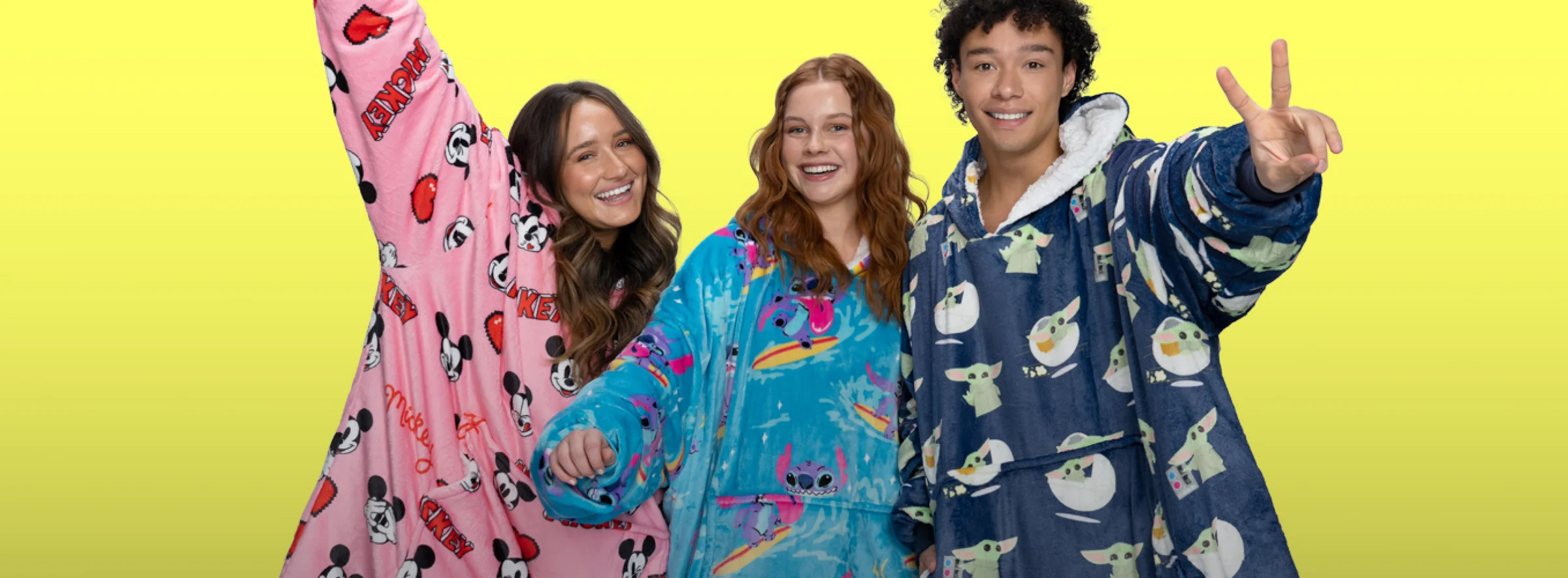 The Oodie EU | Oversized Wearable Blankets & Accessories